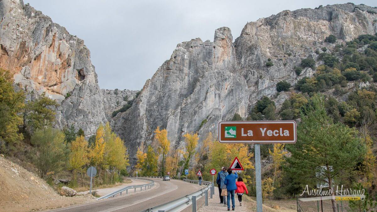 Visita al desfiladero de la Yecla - Con La Mochila